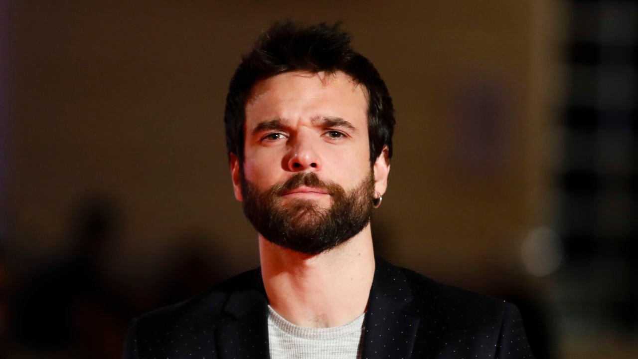 La historia de Jon Arias: los otros 'hermanos' del hijo de Imanol Arias ...