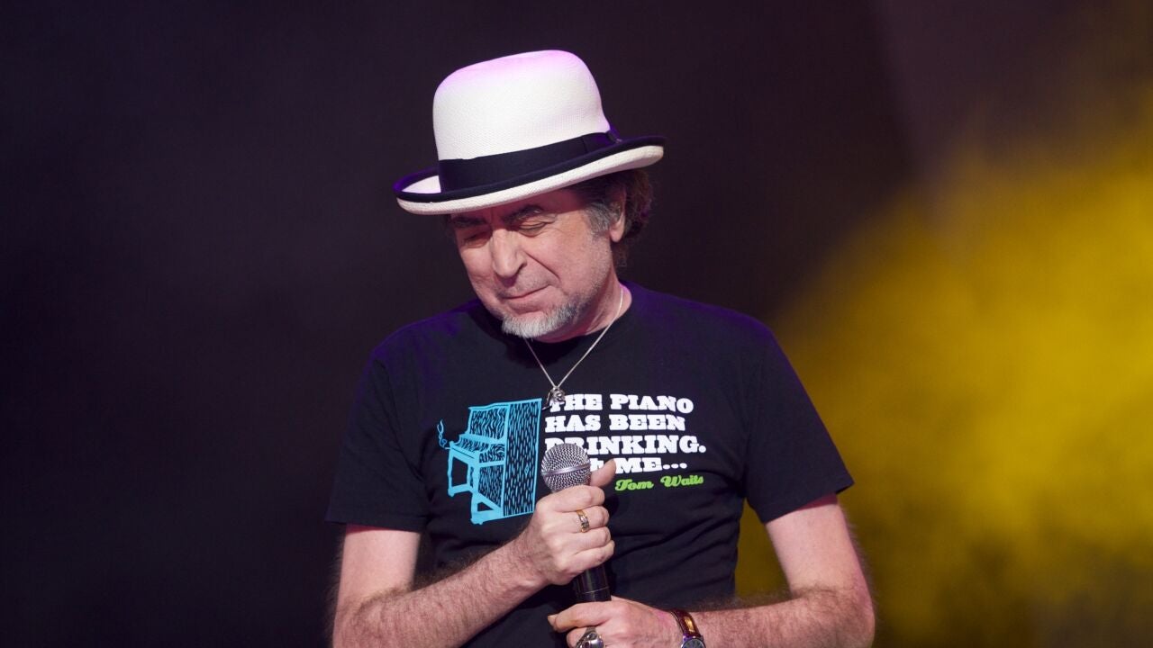 ¿Por qué Joaquín Sabina siempre usa bombín? La pregunta más común al ...