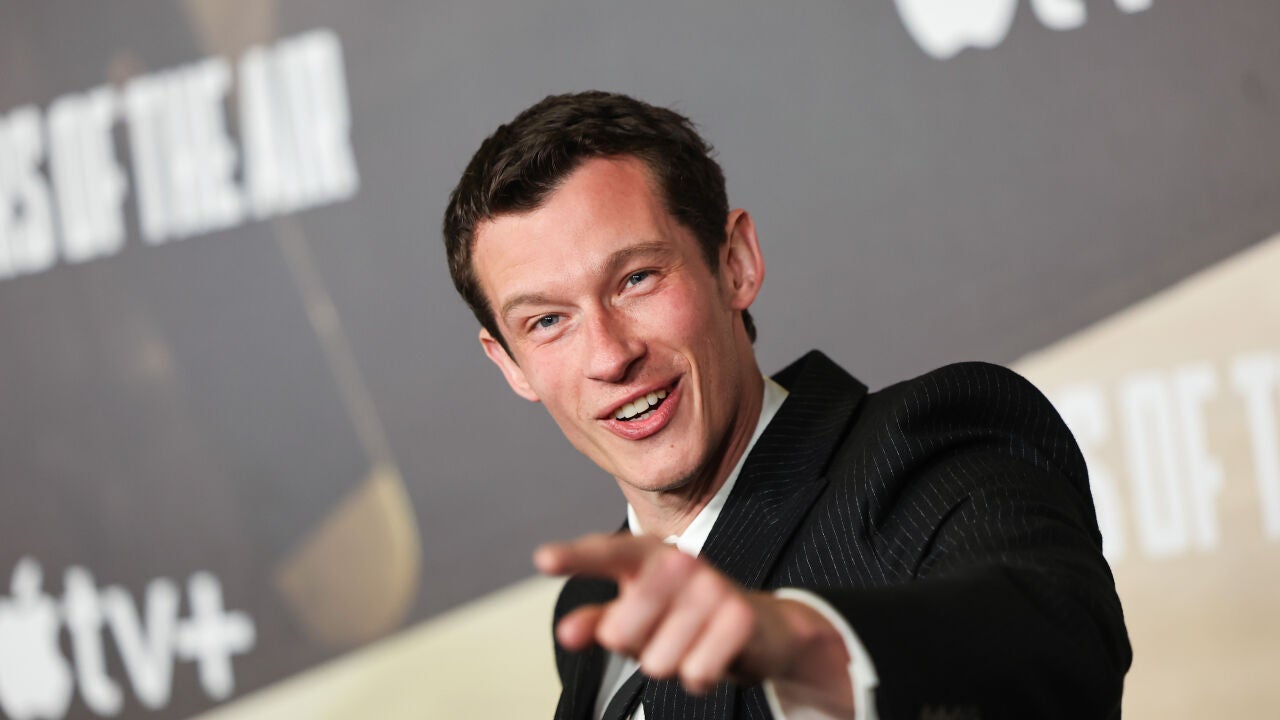 ¿Quién es Callum Turner? Conoce al actor británico con el que se besa ...