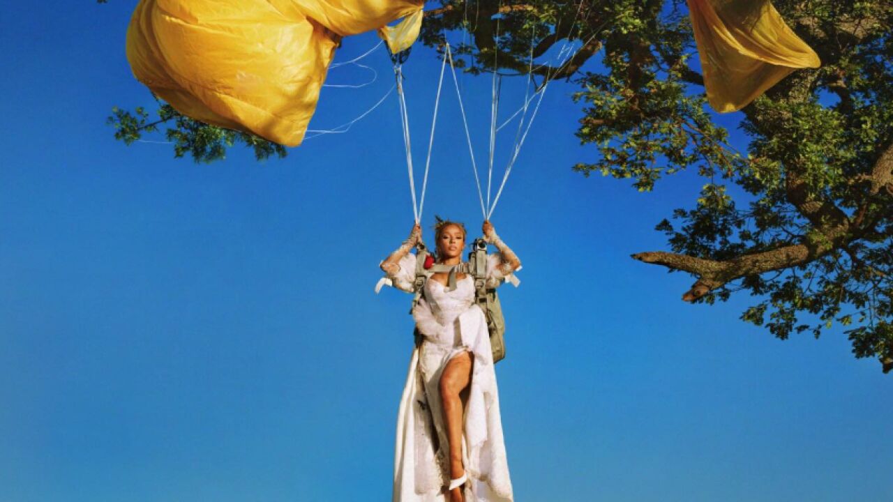 Doja Cat sorprende al anunciar una colaboración en 'Vie': "No sería un álbum de Doja Cat sin ...