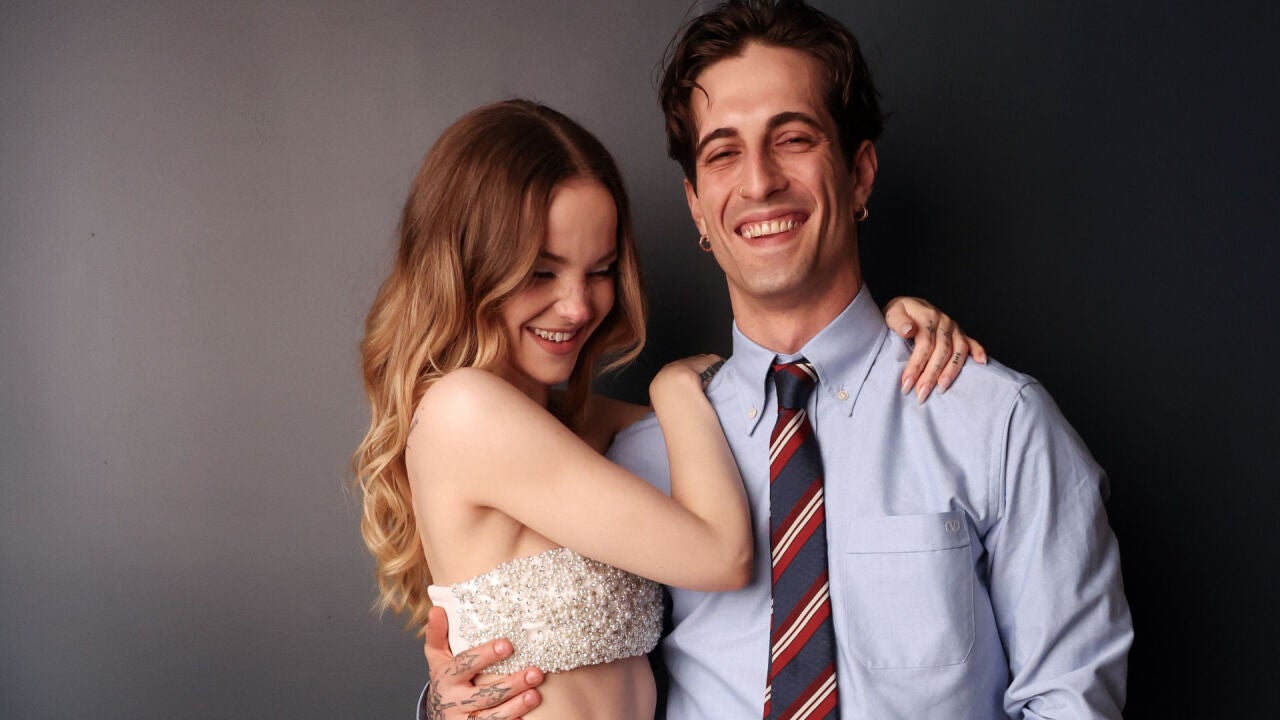 El anillo que ha disparado los rumores de boda de Damiano David y Dove Cameron | Europa FM