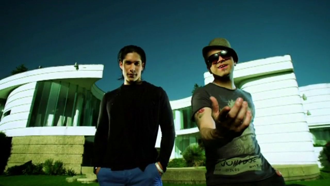 Videoclip Chino y Nacho - El poeta | Europa FM