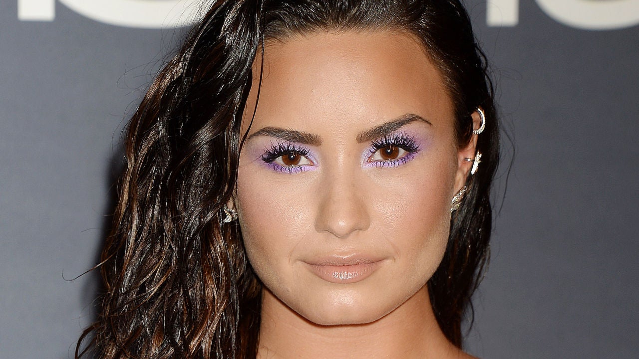 Demi Lovato Vuelve A Publicar Fotos En Bikini Sin Retocar Para 2454