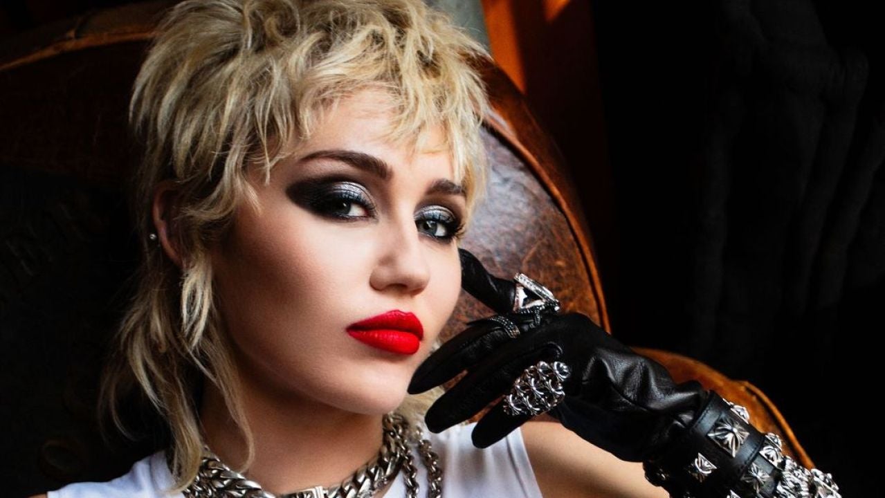 Miley Cyrus liga con una fan por TikTok | Europa FM