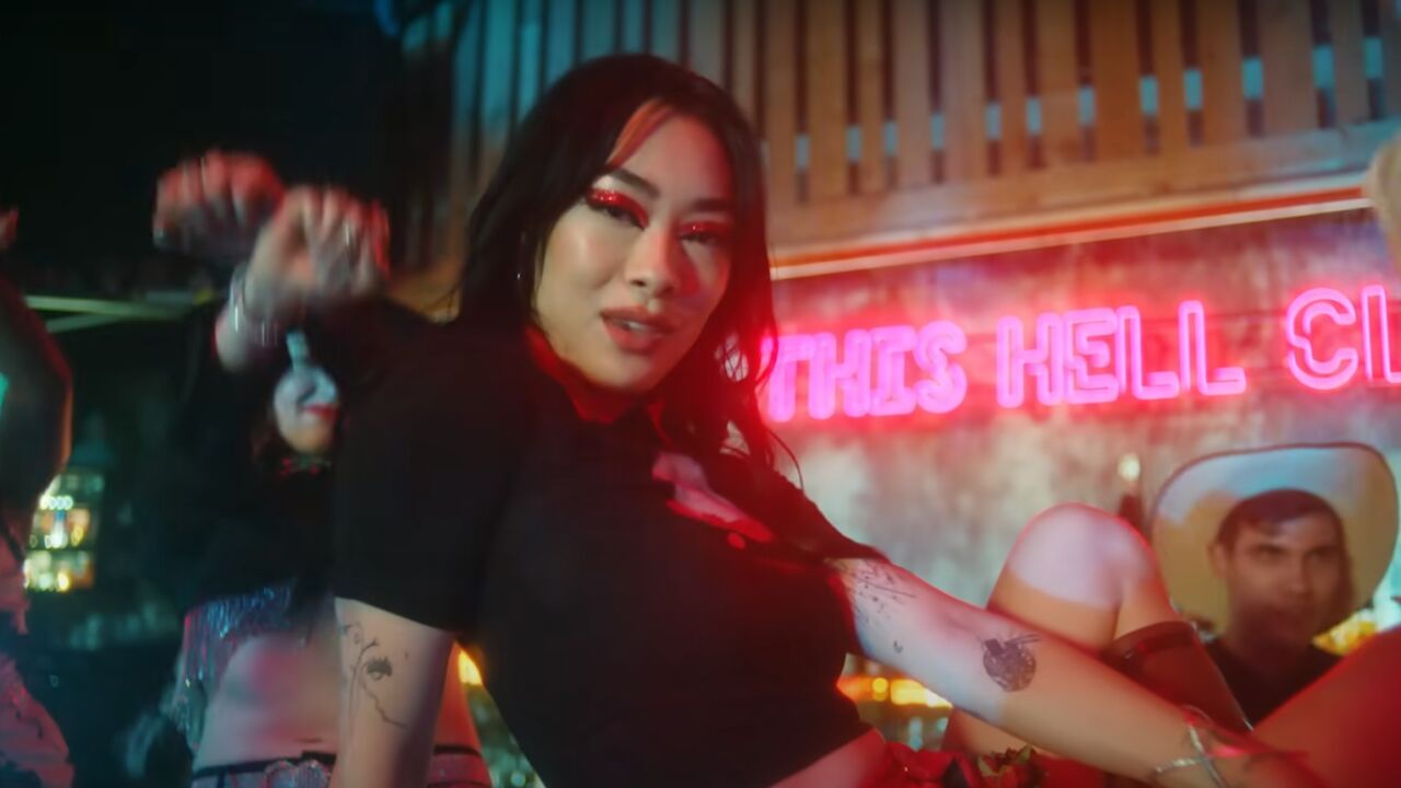 Rina Sawayama estrena el videoclip de 'This hell', una oda al amor ...