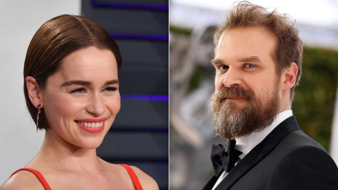 David Harbour (Stranger Things) y Emilia Clarke (Juego de Tronos) se ...