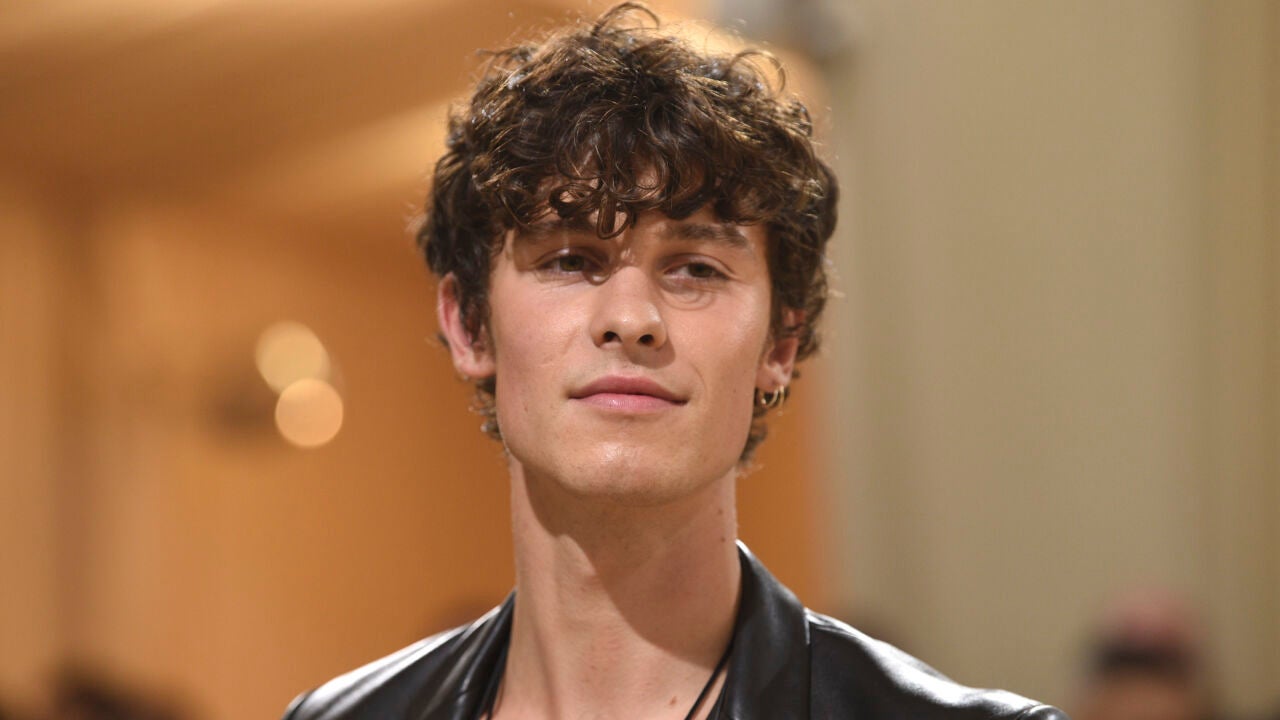 Shawn Mendes, irreconocible con su nuevo y radical cambio de look ...