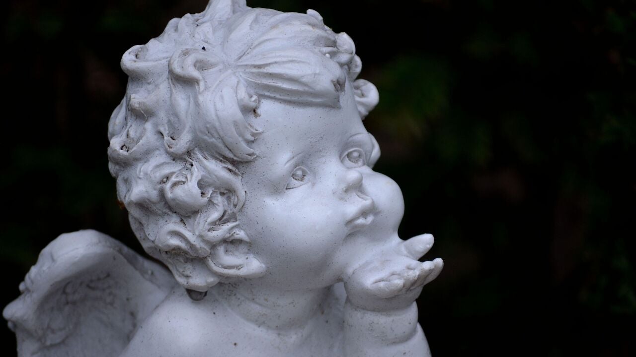 Cupido no es el querubín regordete que lanza flechas del amor y ...