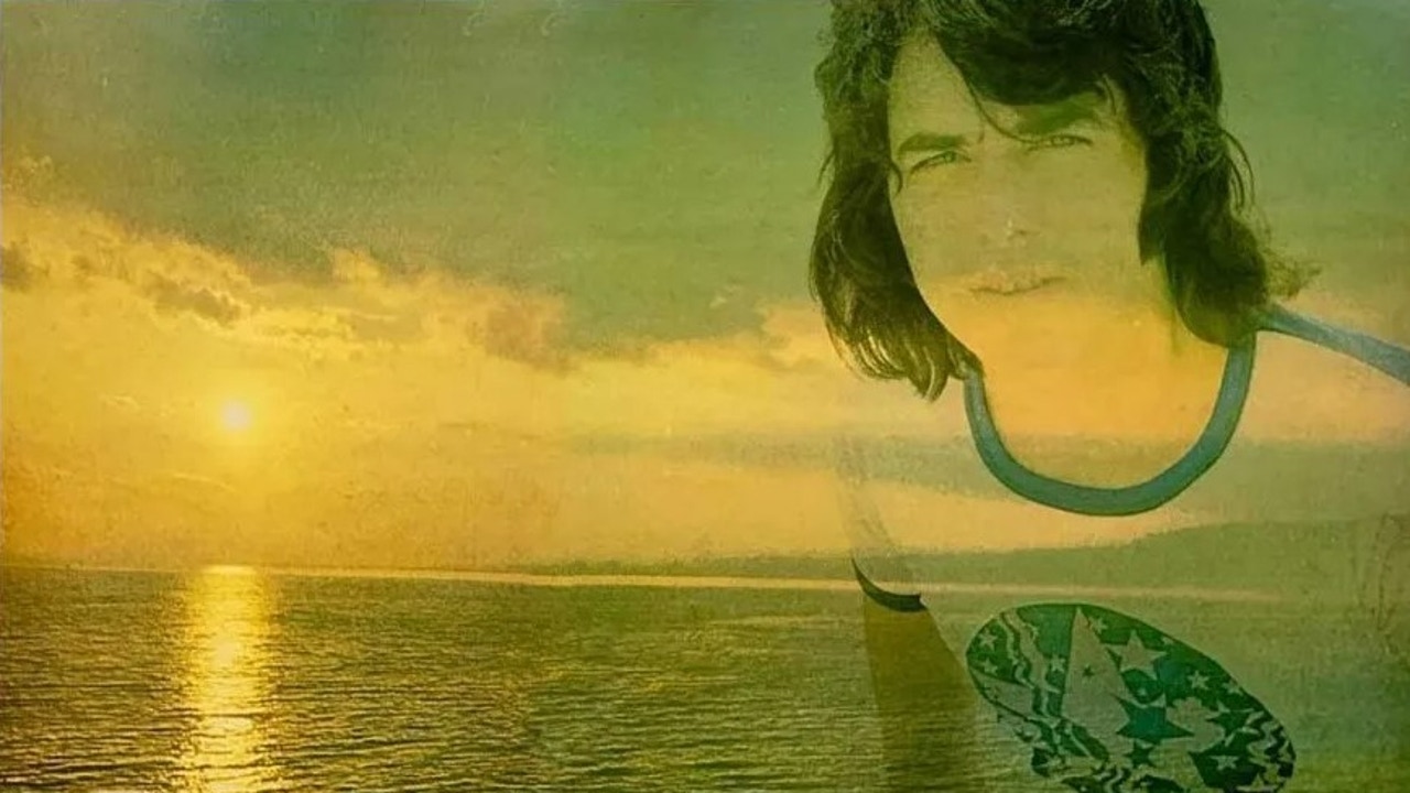 La Historia Y Las Versiones De Mediterráneo La Canción De Serrat
